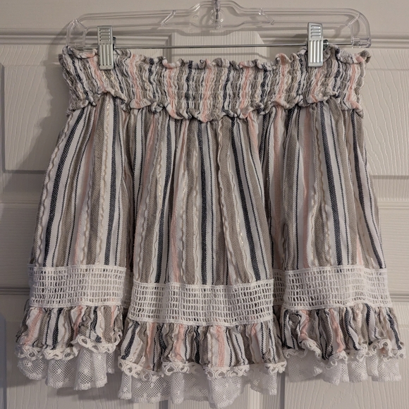 Surf Gypsy | Skirts | Surf Gypsy Gray And White Smocked Bubble Mini ...